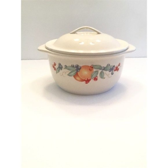 Corelle | Kitchen | Corelle Abundance 5 Qt Casserole Wlid | Poshmark